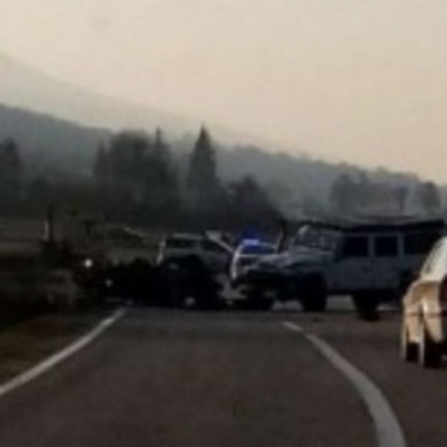 Jutarnji list - STRAVIČNA PROMETNA NESREĆA KOD LIVNA Poginule četiri mlade osobe u sudaru Golfa ...